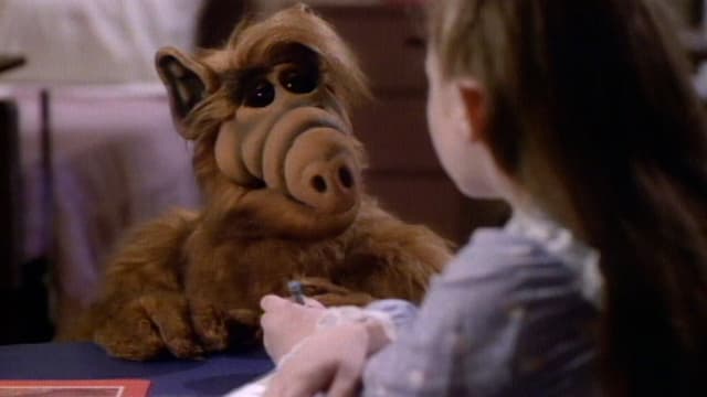 Watch ALF S02:E22 - I'm Your Puppet - Free TV Shows | Tubi