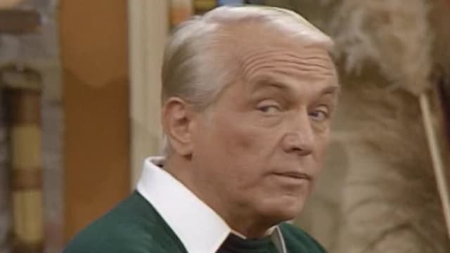 Watch Too Close for Comfort S02:E06 - The Prince and the Fro Free TV | Tubi